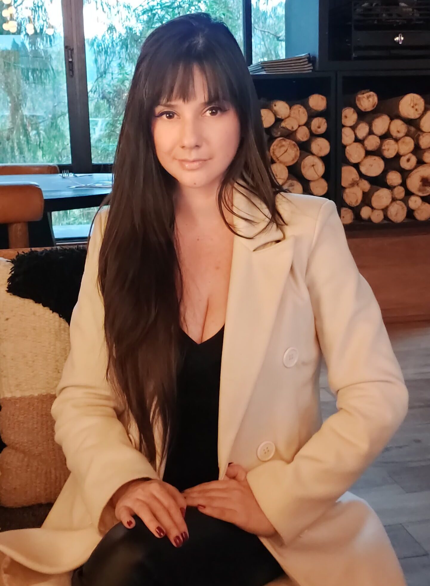 Poemas de Paula Andrea Pérez Reyes, cuando escribo sobre el muro invencible.net